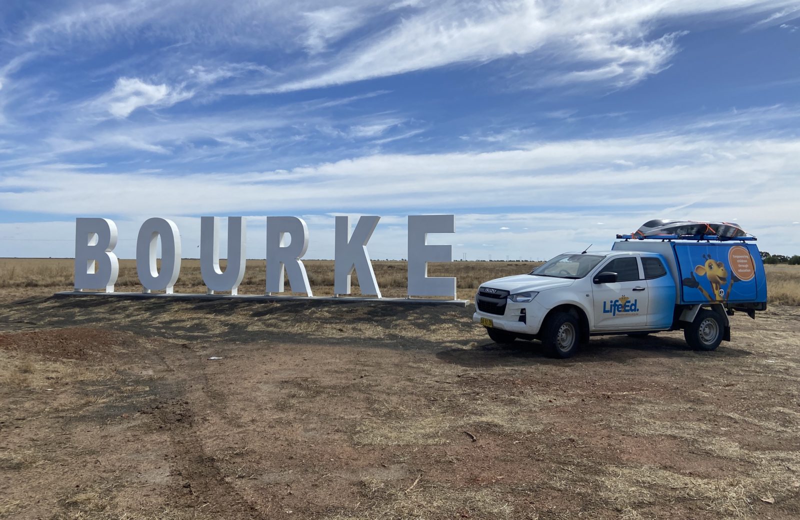 Healthy Harold pops-up in the Outback in a new outdoor classroom - Life ...
